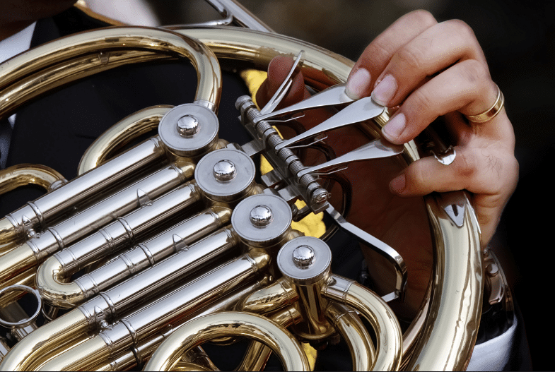 Comment fonctionnent les instruments à vent : guide complet - Unizic